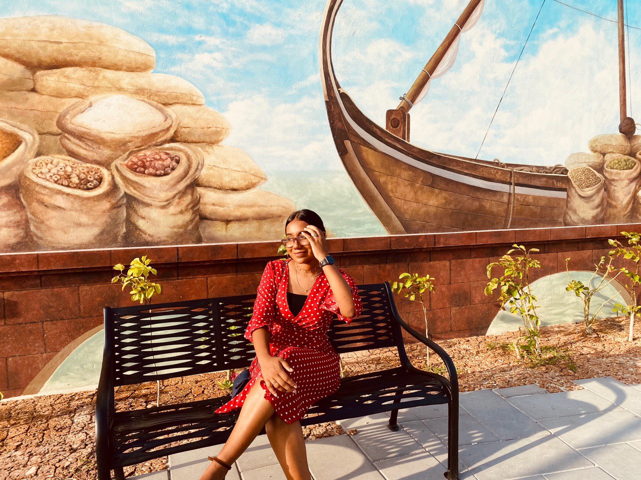 އެއްފަހަރާ ދެއަތުން ކުރަހާ ދިވެހި ކުރެހުންތެރިޔާ : އެންމެން އާޝޯހު ...