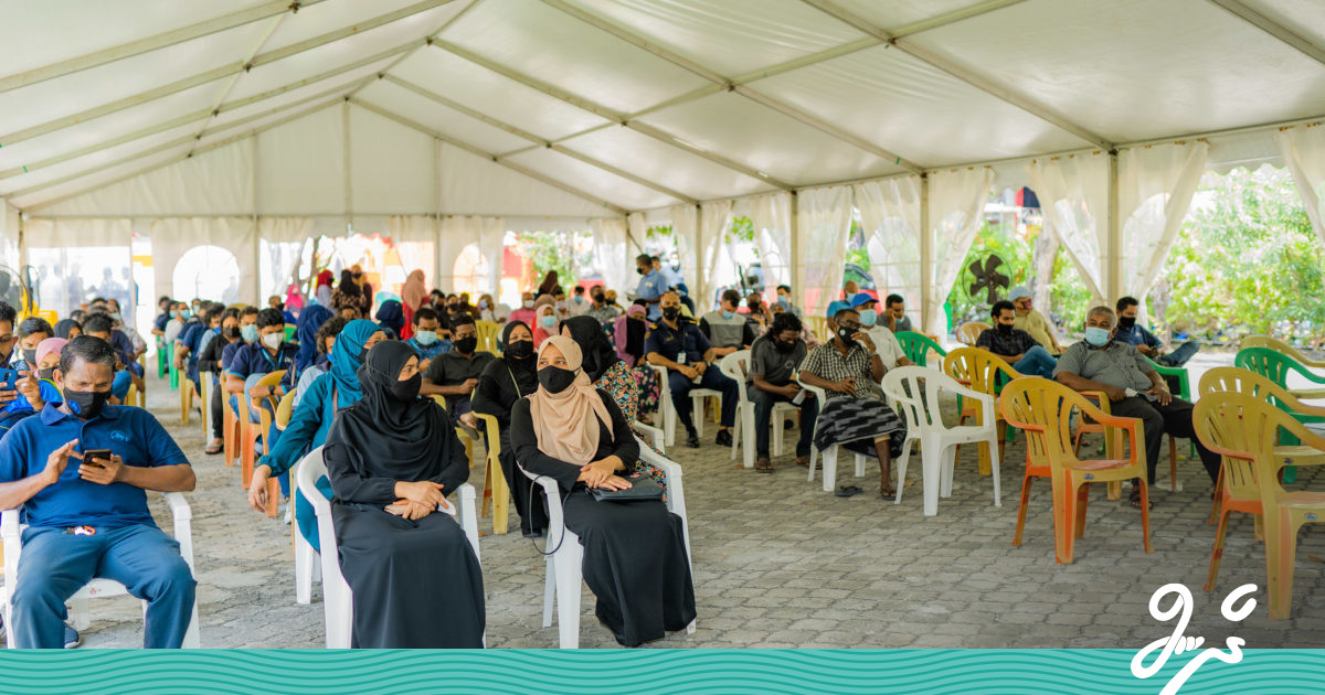 ކޯވިޑް-19 ދިފާޢު: އިތުރު 2459 މީހުން ވެކްސިންގެ 2 ޑޯޒް ފުރިހަމަކޮށްފި – Dhen.mv