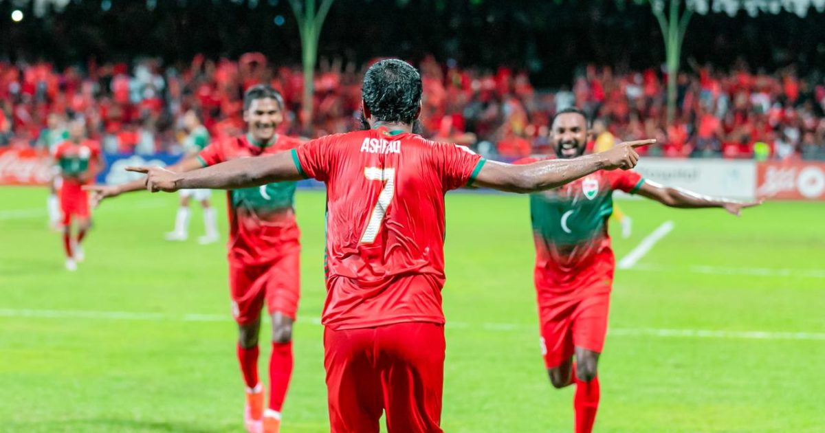 ދަނޑު ފުރައިލައި ޤައުމީ ޓީމަށް ހިތްވަރު ދިނުމަށް ދަގަނޑޭ އެދިއްޖެ – Dhen.mv