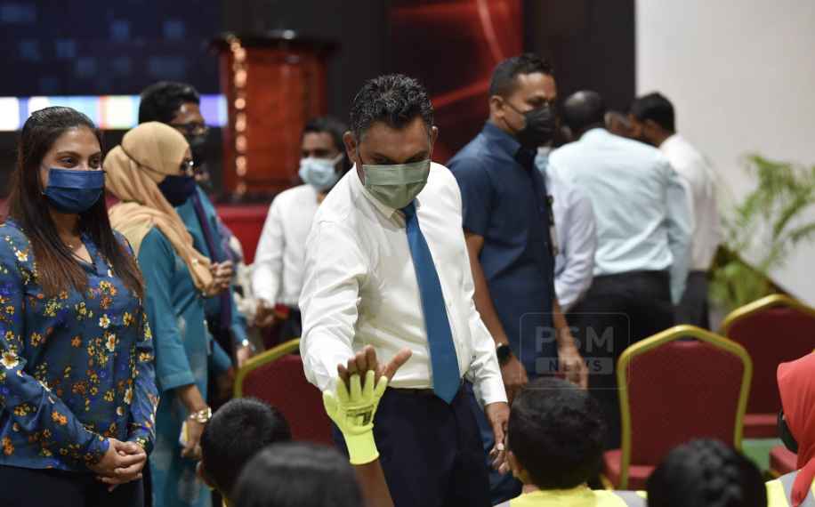 ނޭދެވޭ ޢަމަލުތައް ހުއްޓައިލައިގެން ނޫނީ މަގުމަތި އަމާނެއް ނުވާނެ: ނައިބު ރައީސް – Dhen.mv