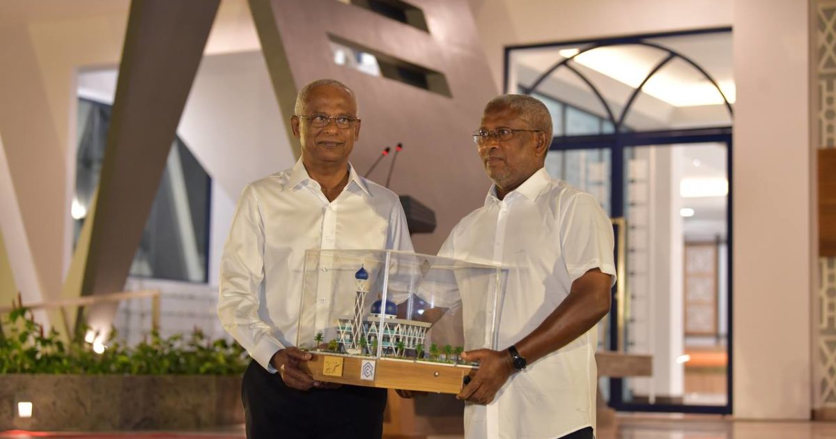 އާރްސީސީން ހުޅުމާލޭގައި އެޅި މިސްކިތް ހުޅުވައިފި – Dhen.mv