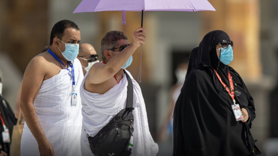 އުމްރާވެރިންނަށް ތިން މަހުގެ ވިސާ ދެނީ – Dhen.mv