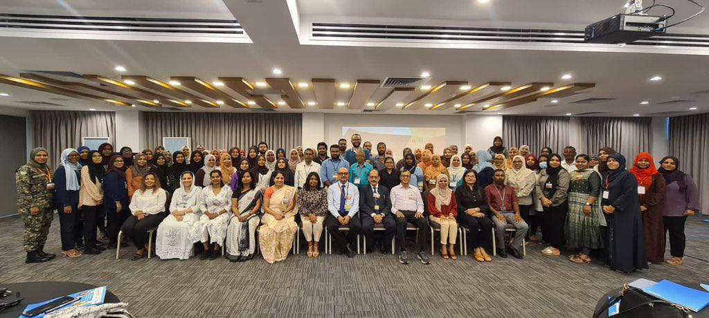 200 ބައިވެރިންނާއެކު ނޭޝަނަލް ޕޭޝަންޓް ސޭފްޓީ ސިމްޕޯޒިއަމް ބާއްވައިފި – Dhen.mv