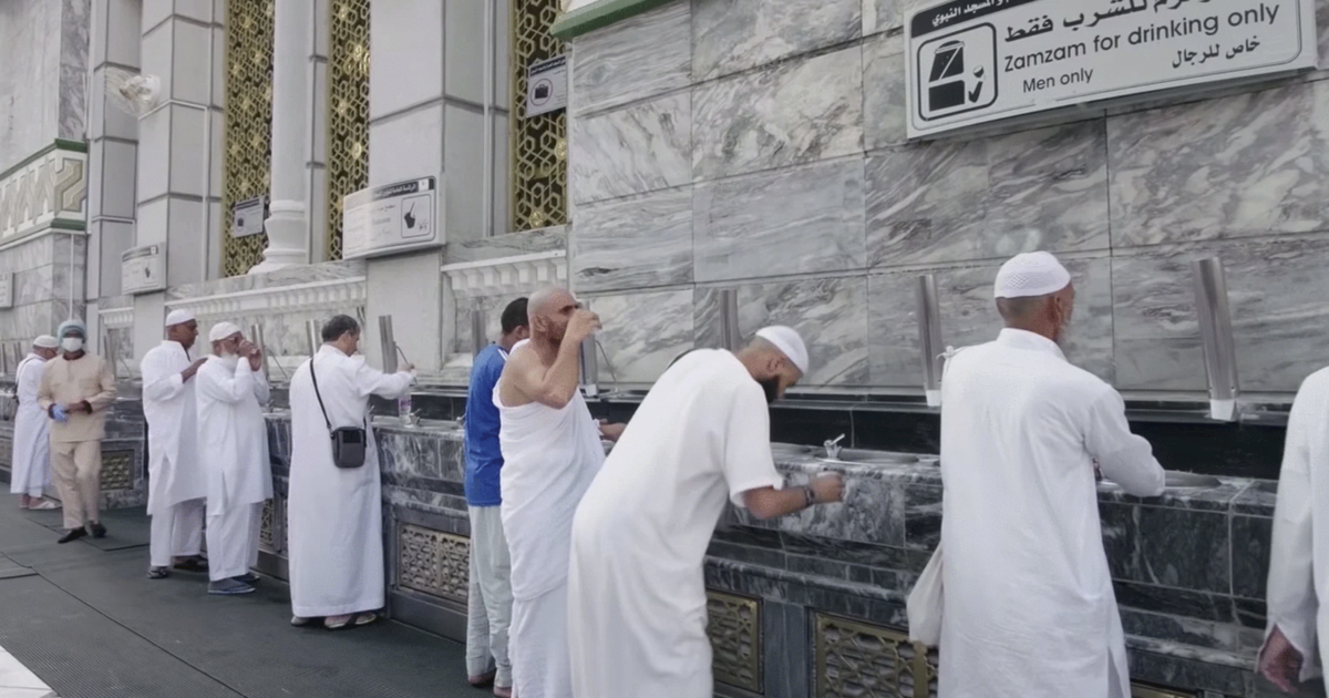 ޒަމްޒަމް ފެން: އާދަޔާ ޚިލާފު ވާހަކަތަކެއް – Dhen.mv