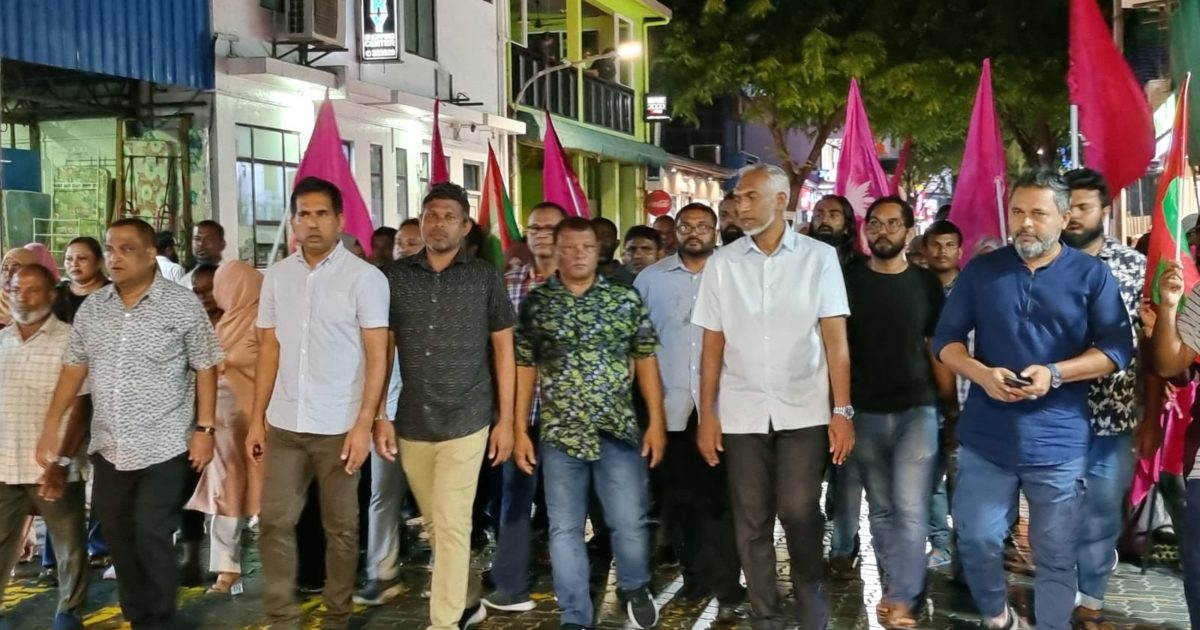 މިރޭގެ މުޒާހަރާއިން ހައްޔަރު ކުރި މީހުންގެ އަދަދު 21އަށް – Dhen.mv