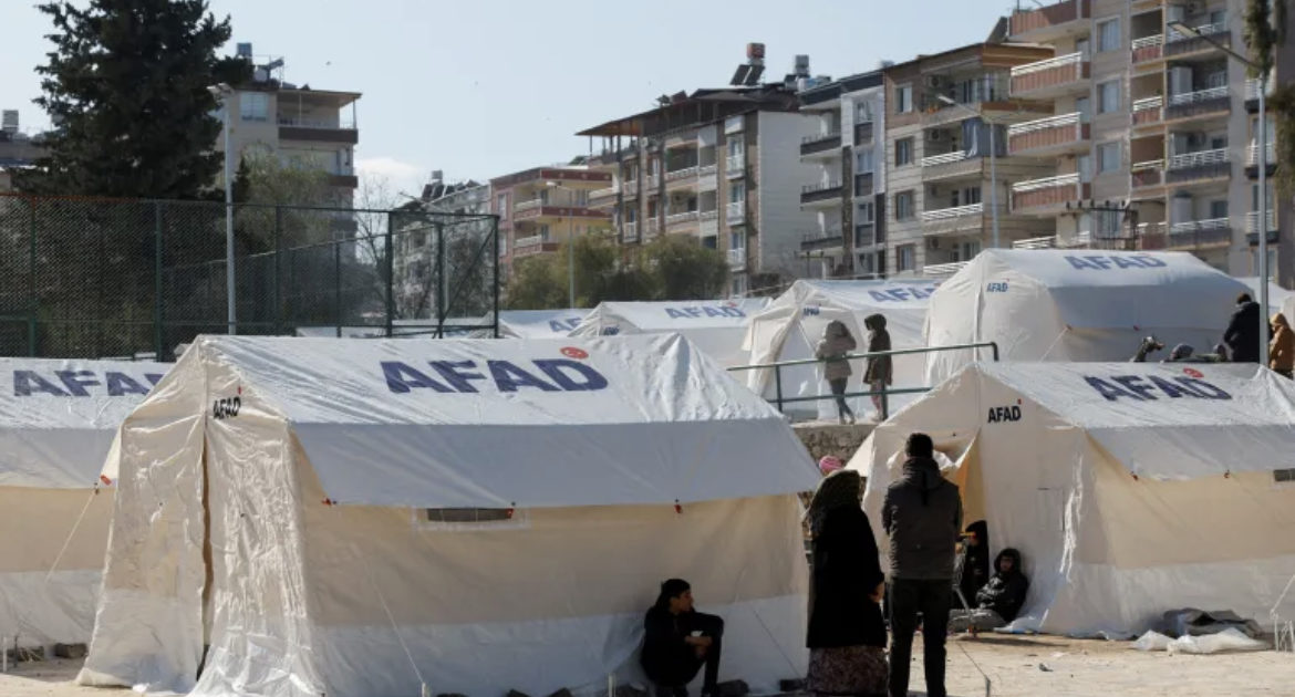 ތުރުކީއަށް އަނެއްކާވެސް ބާރުގަދަ ބިންހެލުމެއް އަތުވެއްޖެ – Dhen.mv