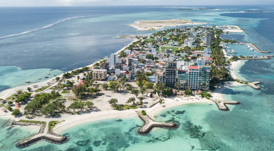 މާފުށިން 2000 އަކަފޫޓުގެ 308 ގޯތި ދެނީ – Dhen.mv