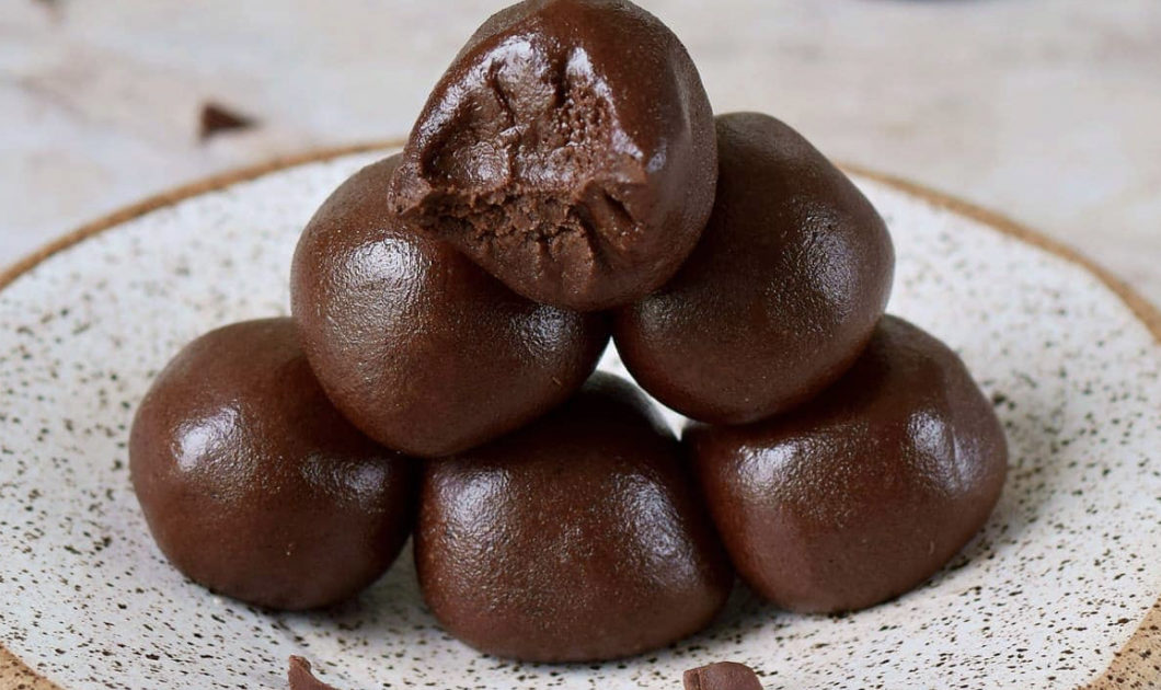 ދެން ރެސިޕީ | ޗޮކްލެޓް ބޯލްސް – Dhen.mv