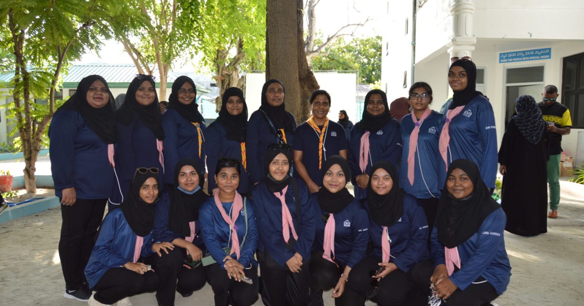 ގަރލް ގައިޑްސްގެ “ޢީދު ޕްރޮޖެކްޓް” ހަރަކާތުގައި ފަސްޓްލޭޑީ ބައިވެރިވެވަޑައިގަންނަވައިފި – Dhen.mv