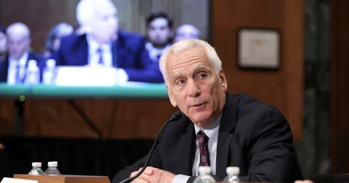 ޗައިނާއިން ބޭނުންވަނީ ޑޮލަރުގެ އަގު ވައްޓާލަން: އެމެރިކާ – Dhen.mv