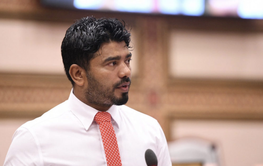 ރައީސް ޞާލިޙަށް މިހާރުވެސް 100،000 ވޯޓު ކަށަވަރު: ވަހީދު – Dhen.mv