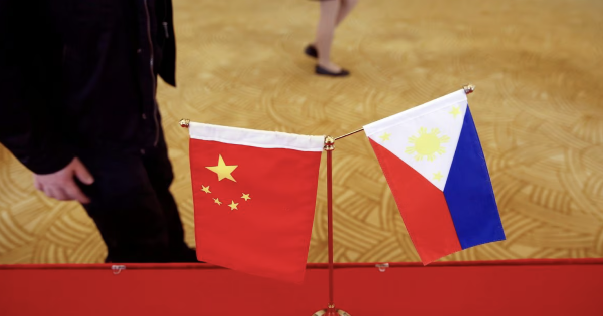 ޗައިނާއިން ޕިލިޕީންްސްގެ ކަނޑުގެ ބޯޓުތަކަށް ހުރަސްއެޅި މައްސަލައެއް – Dhen.mv