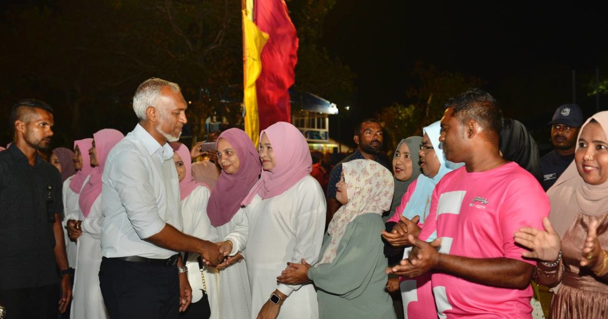 މުޢިއްޒުގެ ވެރިކަމެއްގައި، ފުވައްމުލަކުގައި 500 ހައުސިން ޔުނިޓްގެ މަޝްރޫޢެއް ހިންގަވަން ...