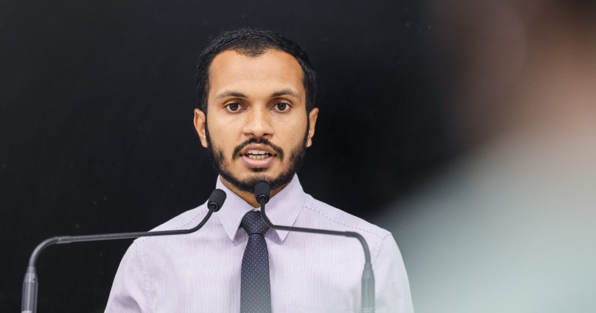 އިންތިހާބީ ރައީސް ހުވާކުރެއްވުމުގެ ޖަލްސާއަށް އާންމުންގެ ތެރެއިން 1000 މީހުންނަށް ފުރުސަތު ދެނީ ...