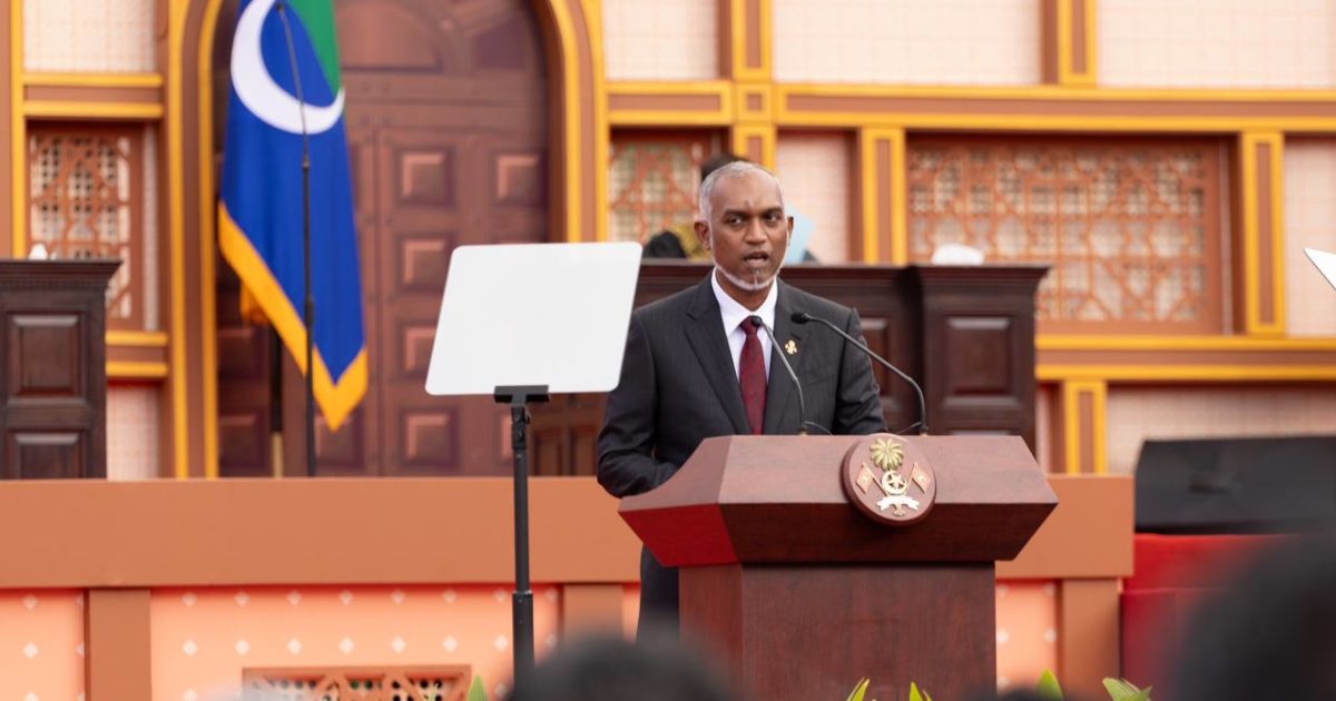 ރިޔާސީ ގަނޑުވަރު މަރާމާތުކޮށް ނިމެންދެން ރައީސް ދިރިއުޅުއްވާނީ އަމިއްލަ ގެކޮޅުގައި – Dhen.mv