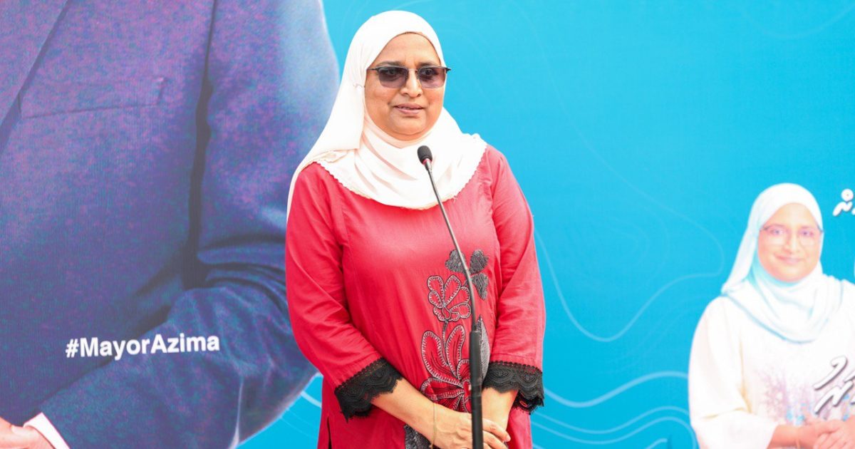 މޭޔަރު ކަމަށް ނިކުތީ ރައީސް މުއިއްޒުގެ އަރިހުގައި ދިވެހި ދައުލަތަށް ހިދުމަތްކޮށްދިނުމުގެ ...