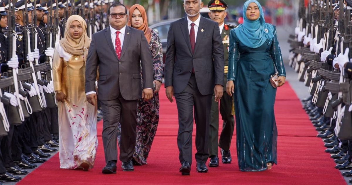 ރައީސް ޑރ. މުޢިއްޒުގެ ފުރަތަމަ ރިޔާސީ ބަޔާން އަންނަ މަހު 5ގައި – Dhen.mv