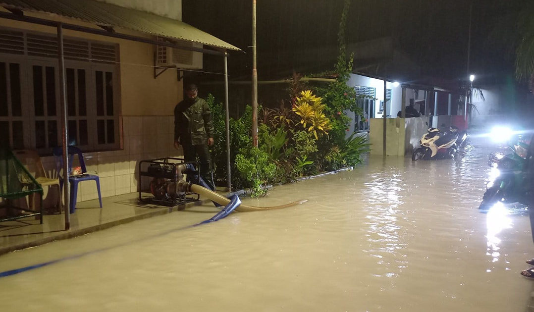 ބޯކޮށް ވެހުނު ވާރޭގައި ފޭދޫގެ 40 އަށްވުރެ ގިނަ ގެއަށް ގެއްލުން – Dhen.mv