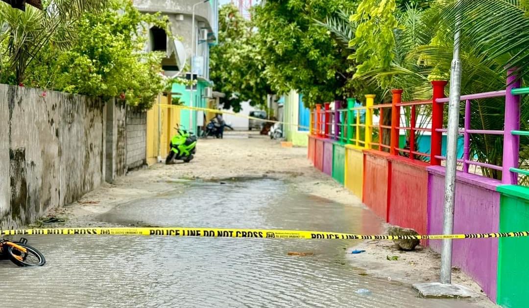 ކަރަންޓުގައި ޖެހިގެން އުނގޫފާރުން ޒުވާނަކު މަރުވި މައްސަލާގައި ފެނަކައަށް 50،000 ރުފިޔާގެ ...