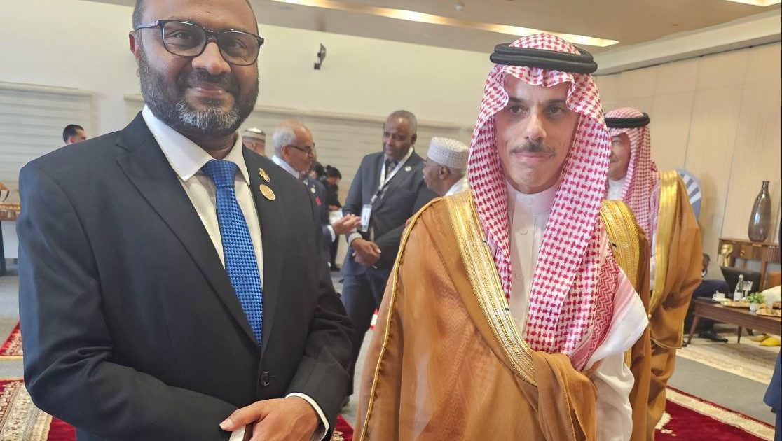 ސައުދީގެ ހާރިޖީ ވަޒީރާ، ރައީސް މުއިއްޒުގެ ތަސައްވުރު ހިއްސާކުރައްވައިފި – Dhen.mv