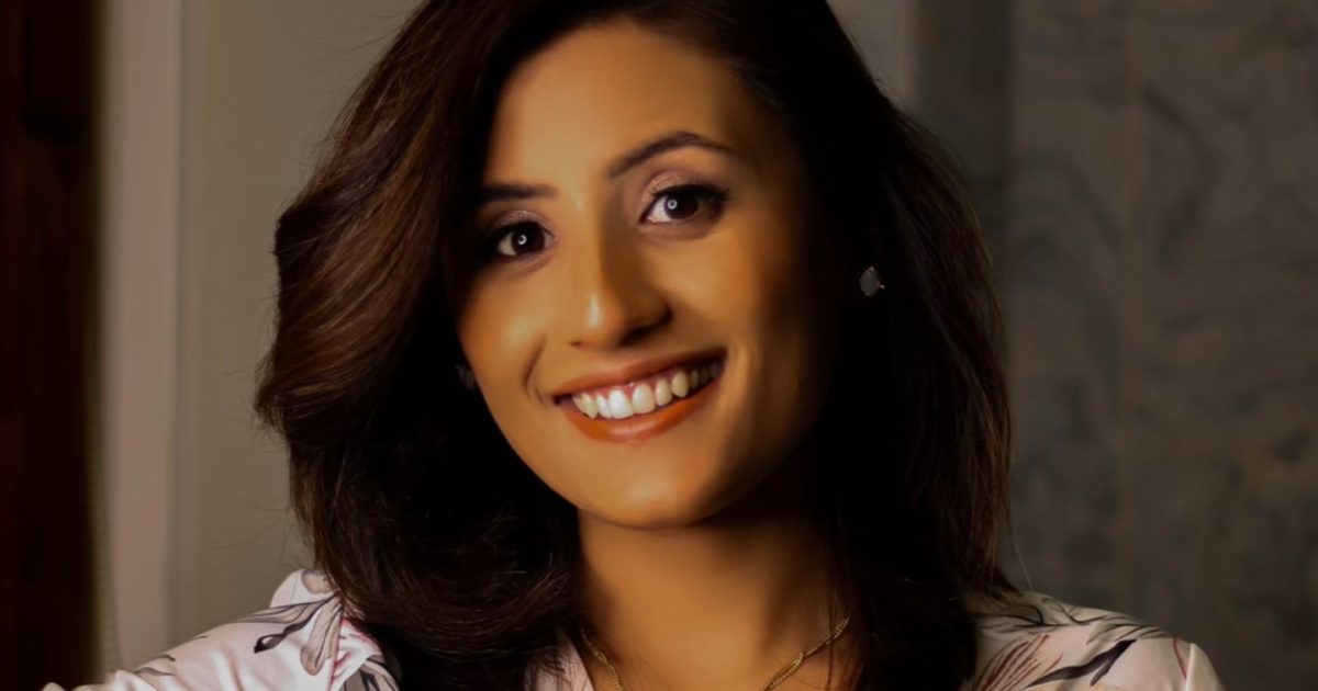 ގަވާއިދާ ހިލާފަށް ސެލޫން ހިންގަމުންދިޔަ ރަޖަނީ ޑީޕޯޓުކޮށްލައިފި – Dhen.mv