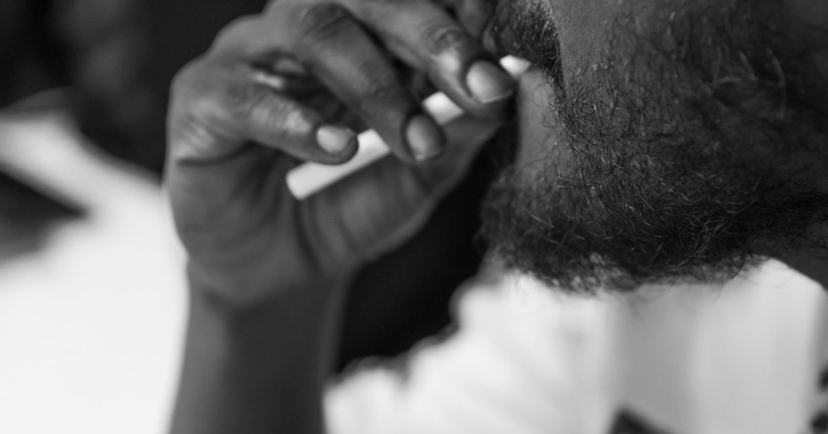 ފަތުރުވެރިންނަށް ރާއްޖެ އެތެރެ ކުރެވޭނީ 200 ސިނގިރޭޓު – Dhen.mv