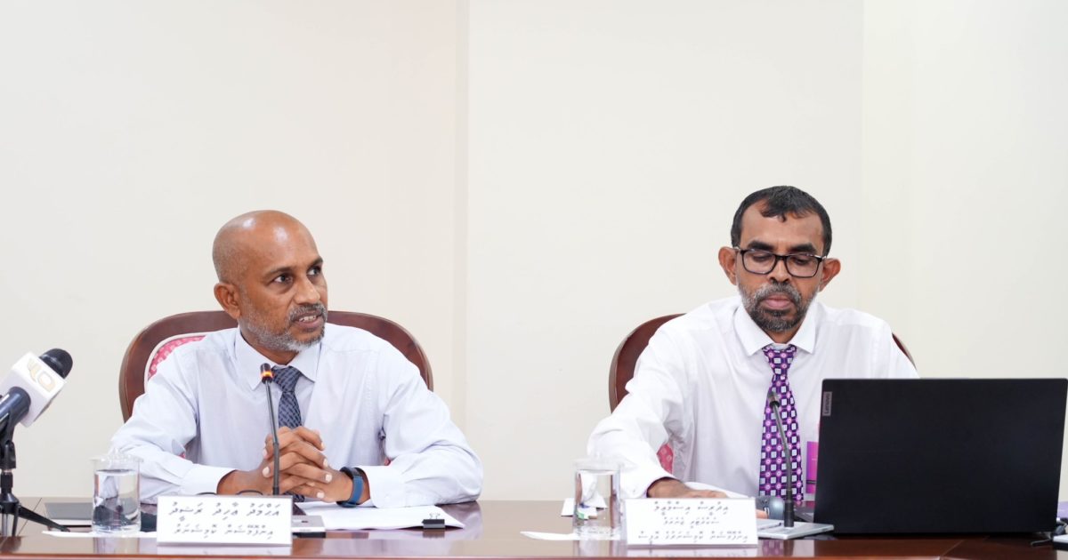 60% އިދާރާތަކުން ރިޕޯޓެއް ނުދޭ، ރައީސް އޮފީސް ހިމެނޭ: އައިކޮމް – Dhen.mv