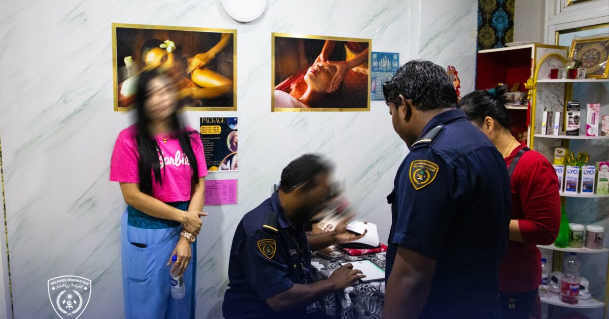 22 ސެލޫނާއި ސްޕާ ފާސްކޮށް، ހަތް ތަނަކަށް ނޯޓިސް ދީފި – Dhen.mv