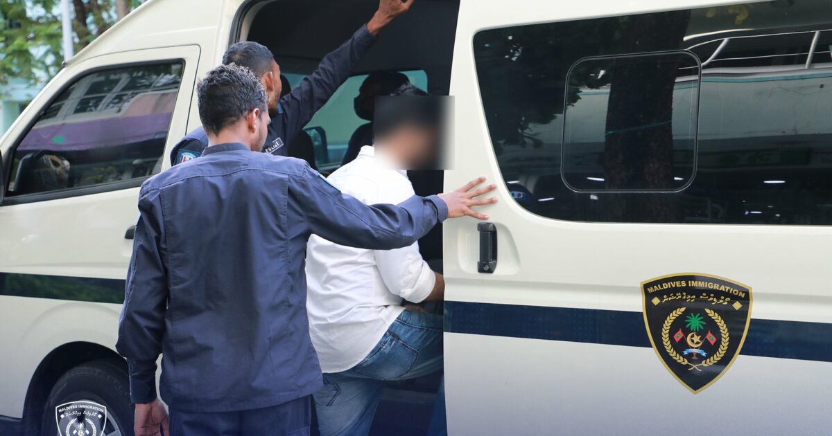 ގައިން ގަޔަށް އަރާ ބައްޔެއް ހުރި ބަންގުލަދޭޝްގެ މީހަކު ގެއްލިގެން ހޯދަނީ – Dhen.mv