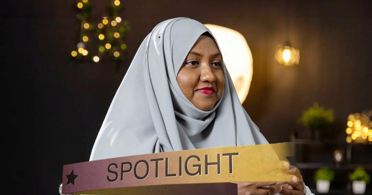 ސްޕޮޓްލައިޓް: މަލްޝާ ޝަރީފް – Dhen.mv