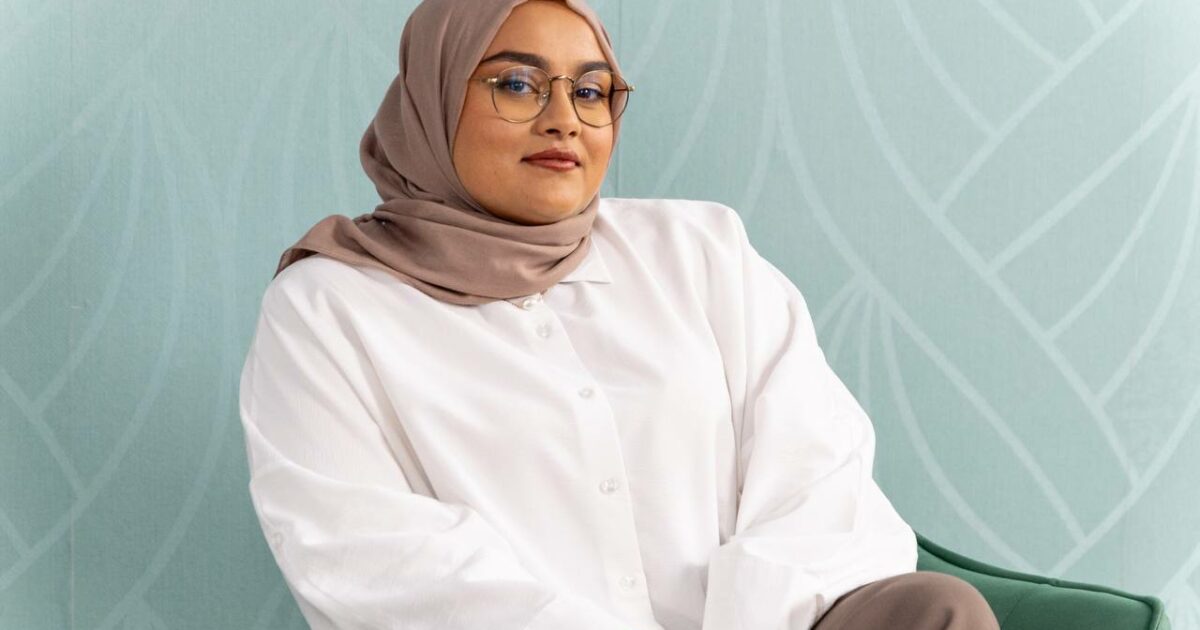 ކުޑައިރު ކުޅެން ގެންގުޅުނު ޑޯލްސްގެ ސަބަބުން ފެހުމުގެ ތެރެއަށް – Dhen.mv