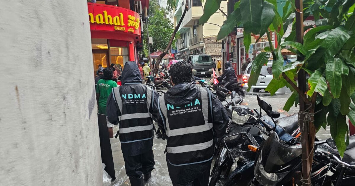 32 މީހުންނަށް ވަގުތީ ބޯހިޔާވަހިކަން ދީފި – Dhen.mv