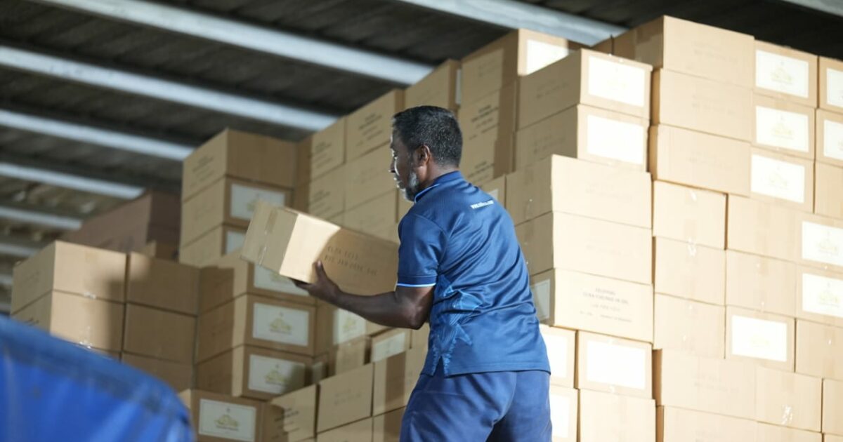 ހިތަދޫގެ ހުރިހާ ގެއަކަށް މަސް ދަޅު ނުލިބޭތީ އިތުރު މަސްދަޅު ފޮނުވައިފި – Dhen.mv