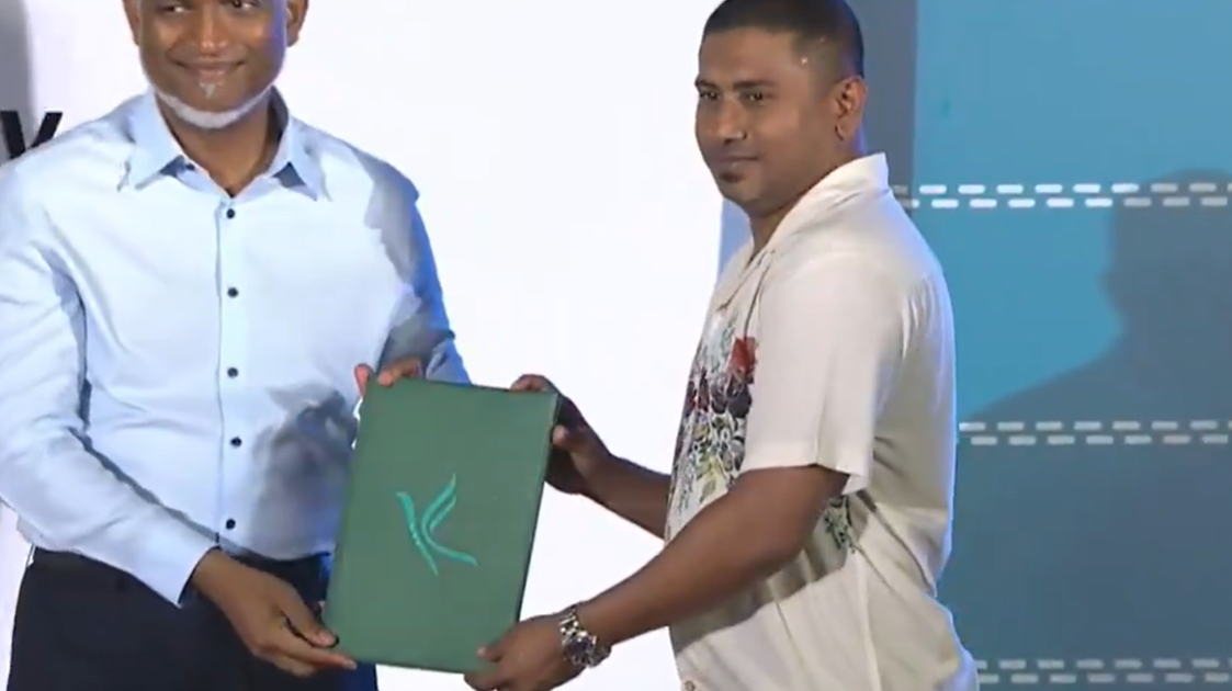 ރާއްޖޭން ޖަޕާނަށް ކަނޑައަޅާ ސަފީރު ކަމަށް މަހުލޫފު އައްޔަނު ކުރަން މަޖިލީހަށް – Dhen.mv